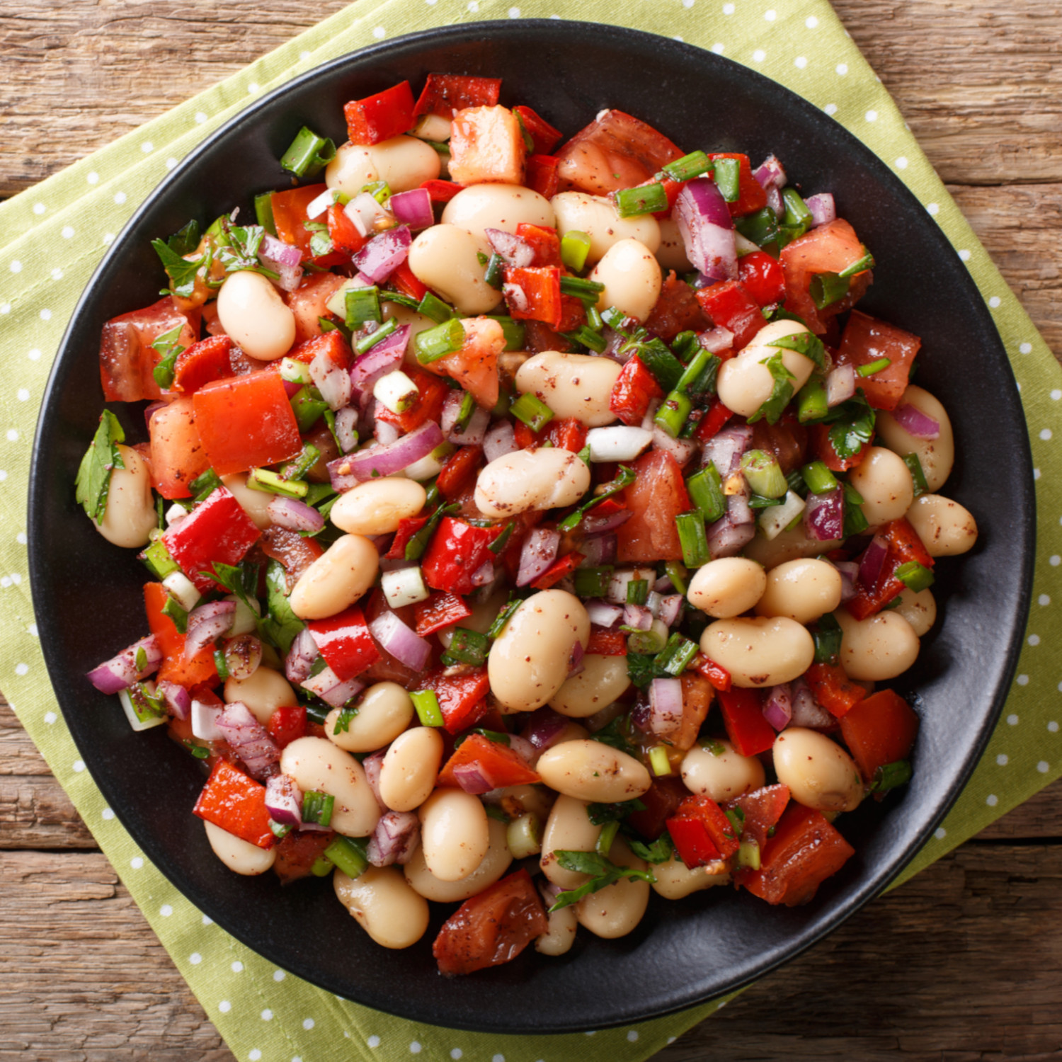 Salade de légumineuses aux légumes grillés et basilic | Antoine.ca